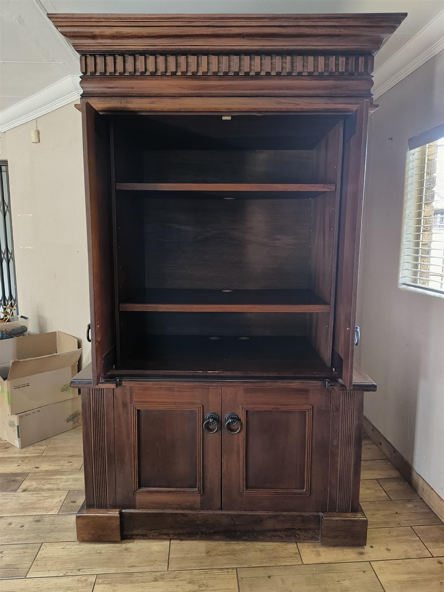 Sotran TV cabinet | Junk Mail