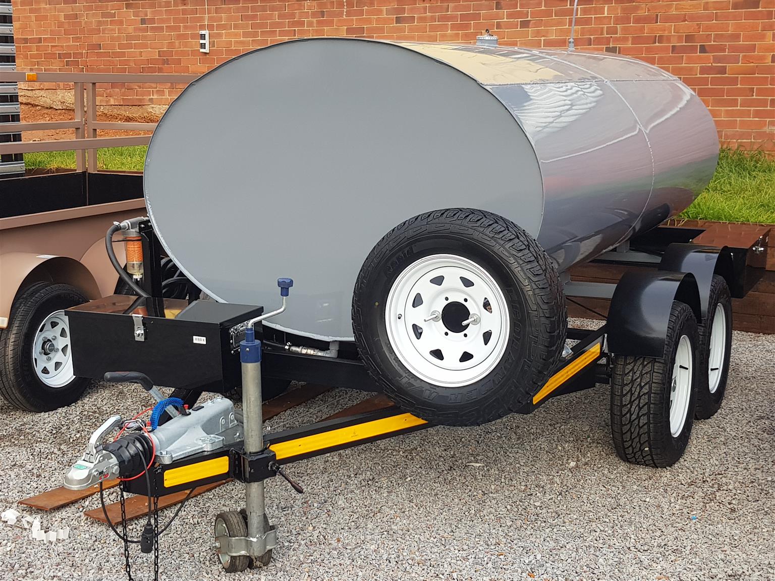 5000L MILD STEEL DIESEL TANKER | Junk Mail Marketplace