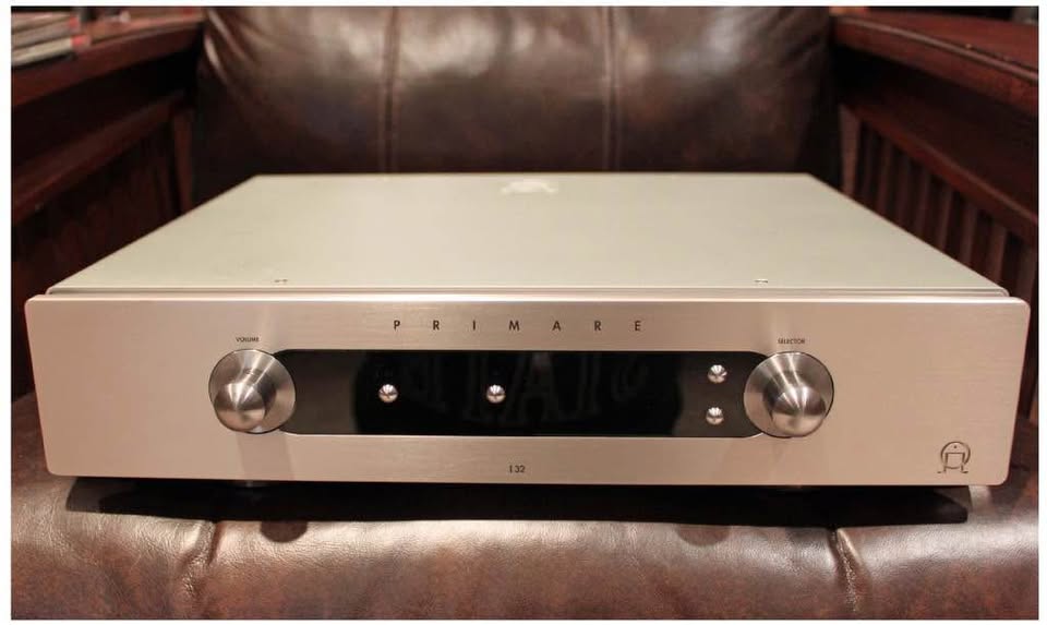 PRIMARE i32 Integrated 120 watt per channel with Remotr mint condition ...
