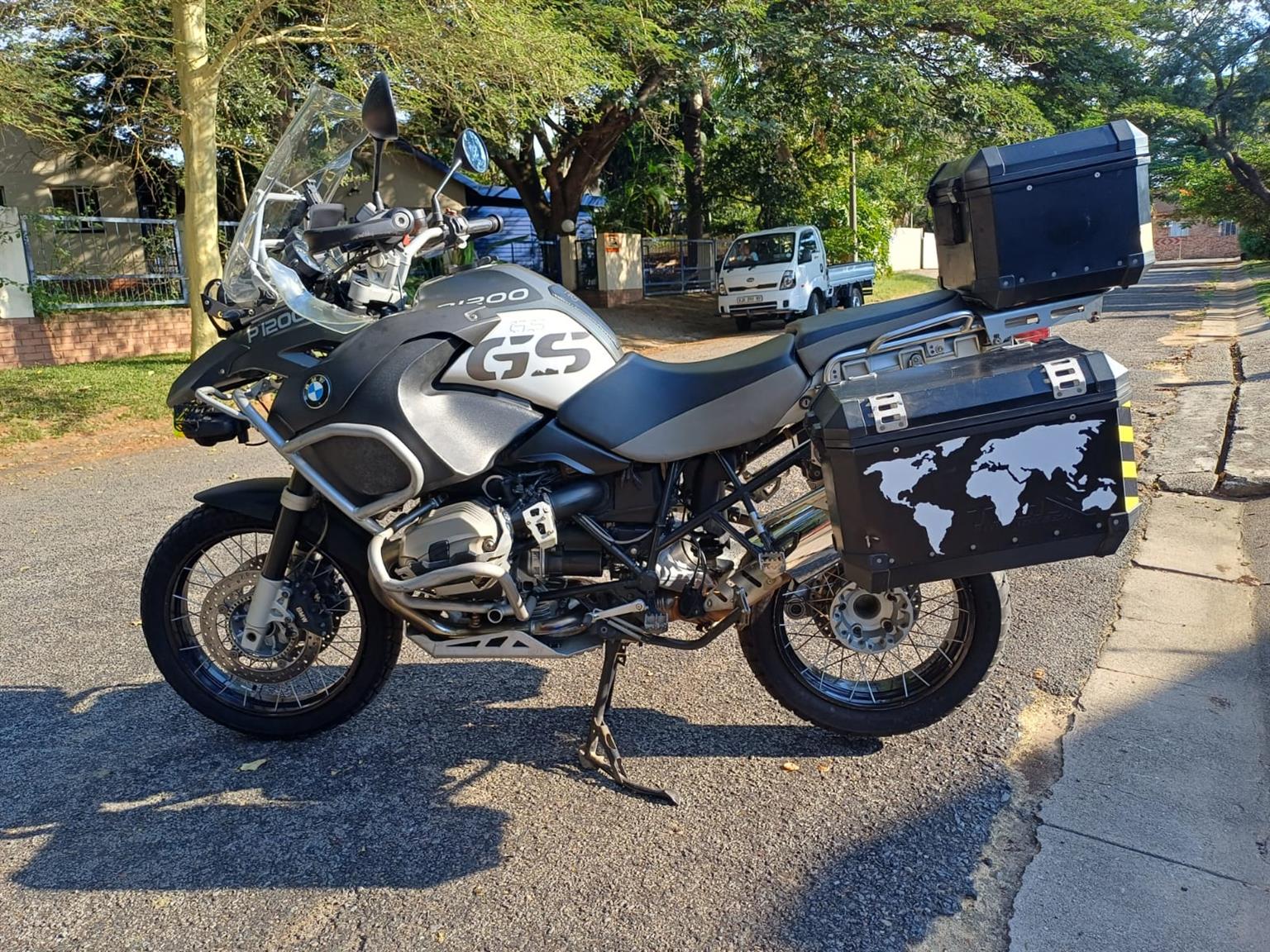 Bmw gs1200 adventure | Junk Mail