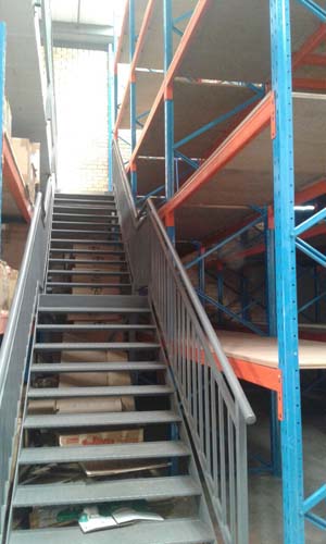 Second hand racking for sale - excellent condition | Junk Mail Marketplace