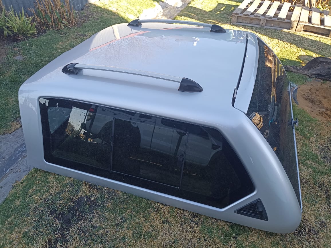 Ford ranger t6 double cab silver Beekman canopy for sale. | Junk Mail