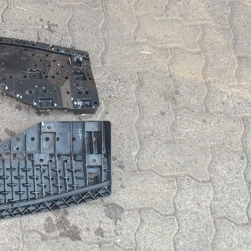 Toyota starlet lower engine cover | Junk Mail Marketplace