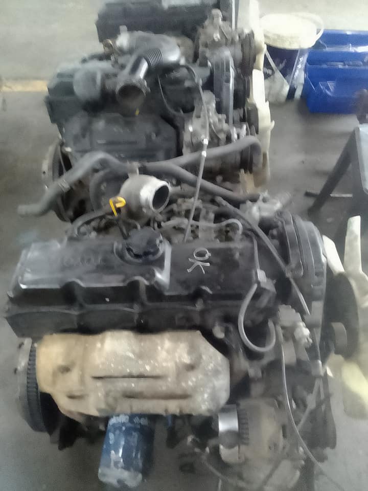 Used TOYOTA HILUX 2L 2.4L COMPLETE ENGINE FOR SALE for sale in Limpopo ...
