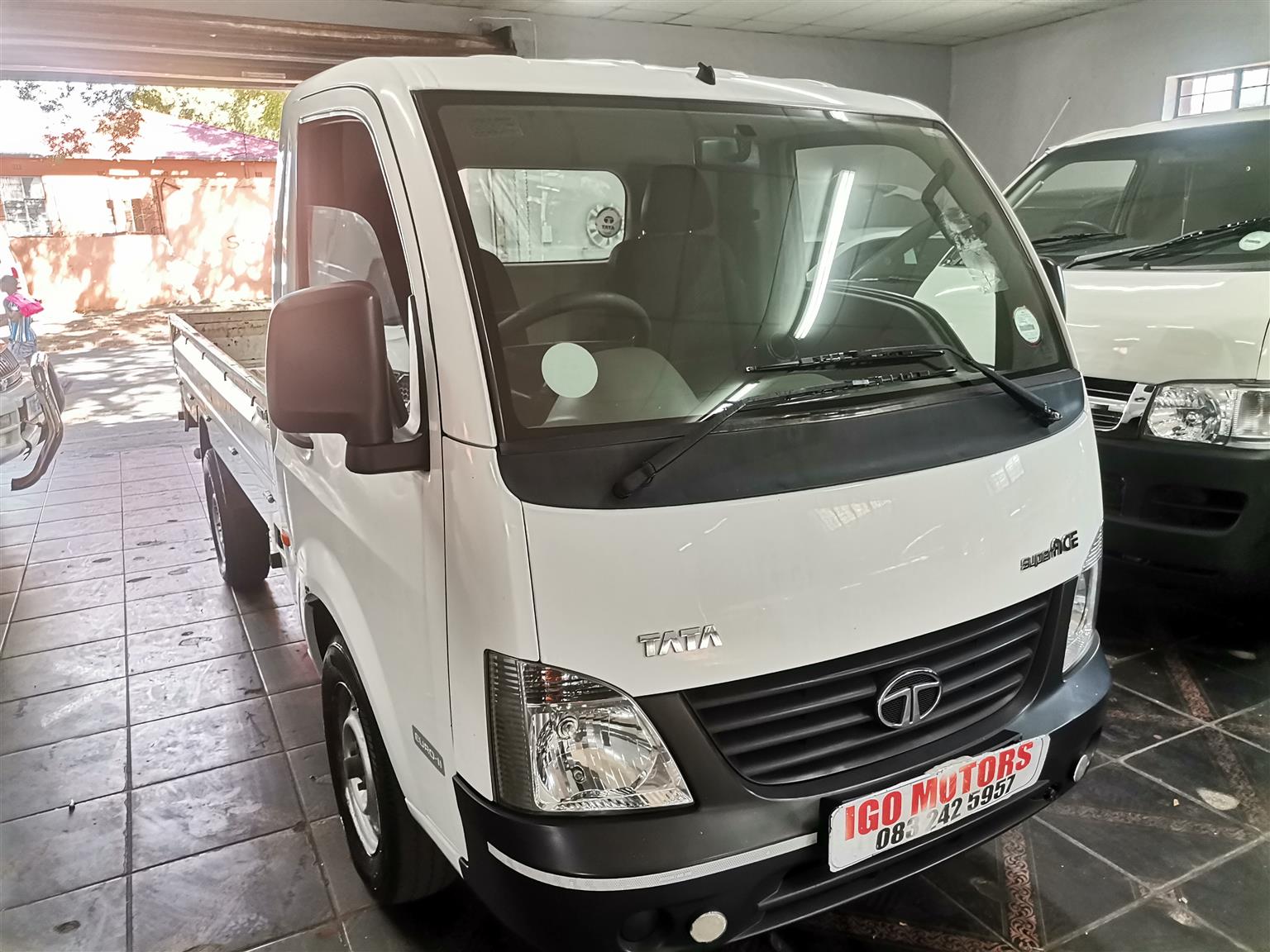 2015 Tata SuperAce 1.4 1ton bakkie Diesel, Manual 70000km Mechanically perfect | Junk Mail ...