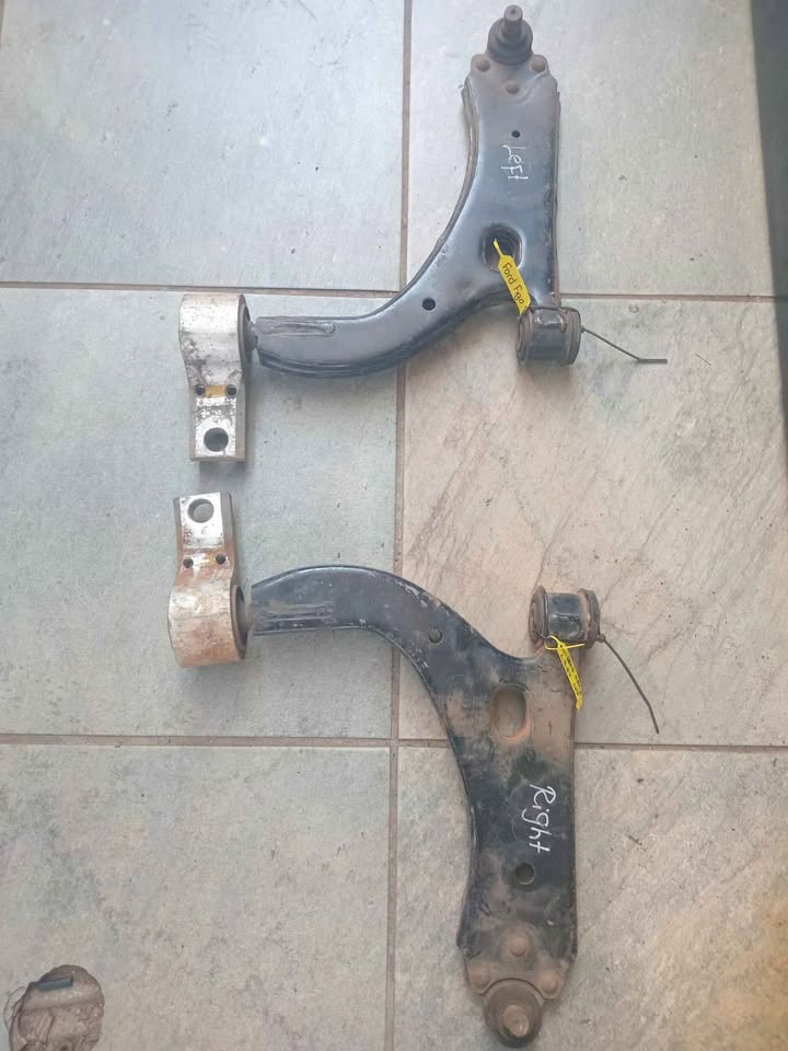 Used 2011 ford Figo control arms for sale my number WhatsApp or cell ...