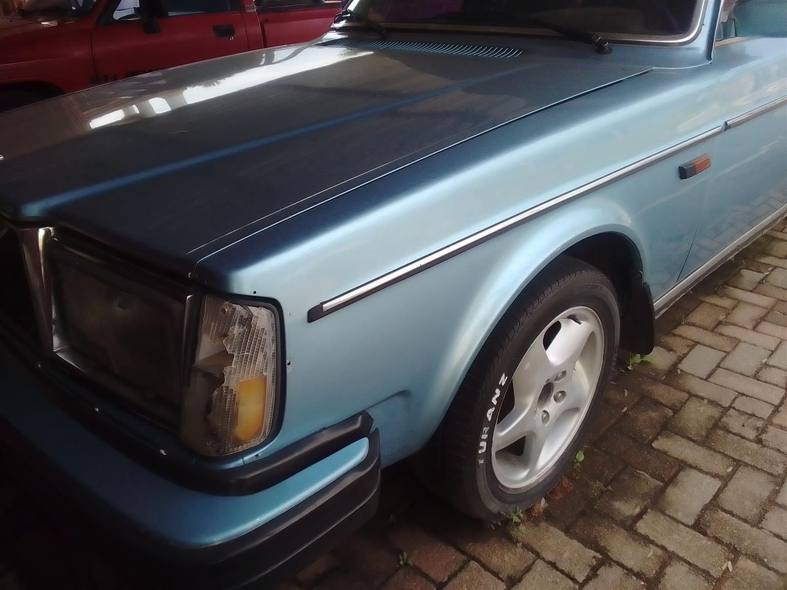 Volvo 264 GLE | Junk Mail Marketplace