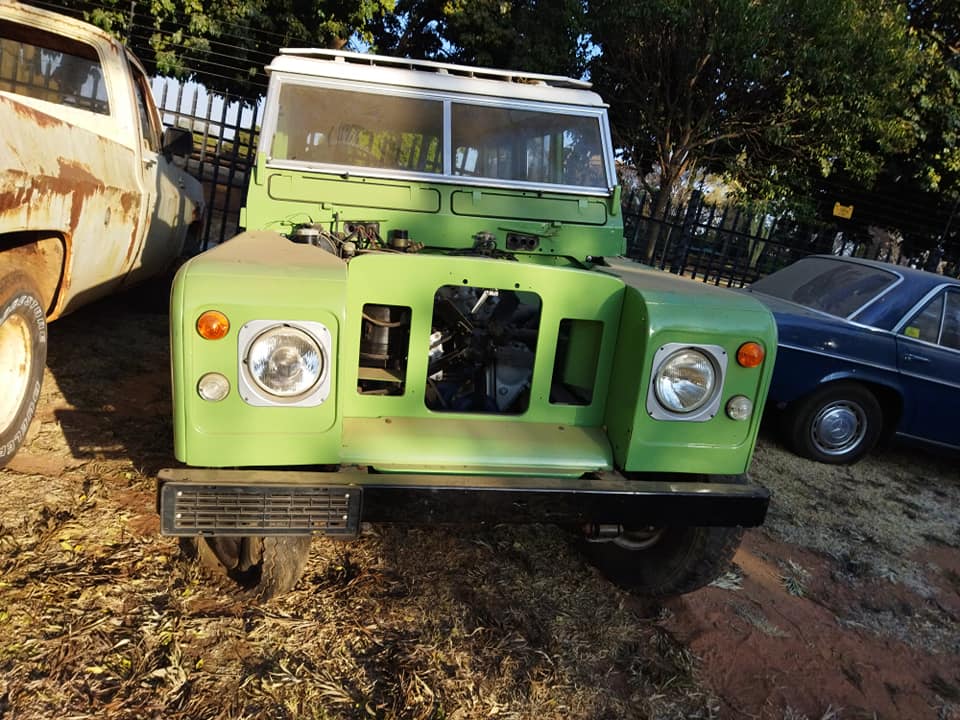 Land Rover 109 | Junk Mail Marketplace