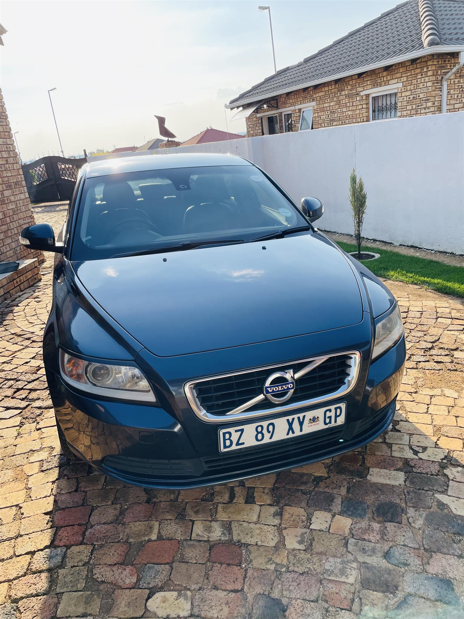 Volvo S40 1.6 D drive for sale. Immaculate condition and still drives ...