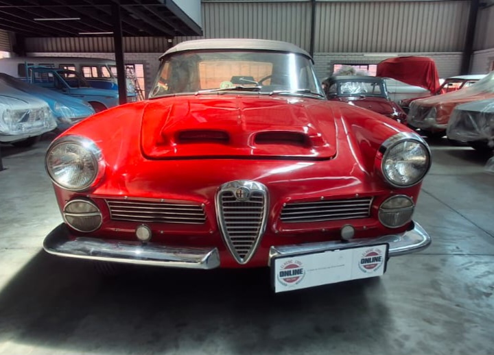 1964 Alfa Romeo Touring Spider 2000l Tipo 102 fitted with 2600 Berlina ...