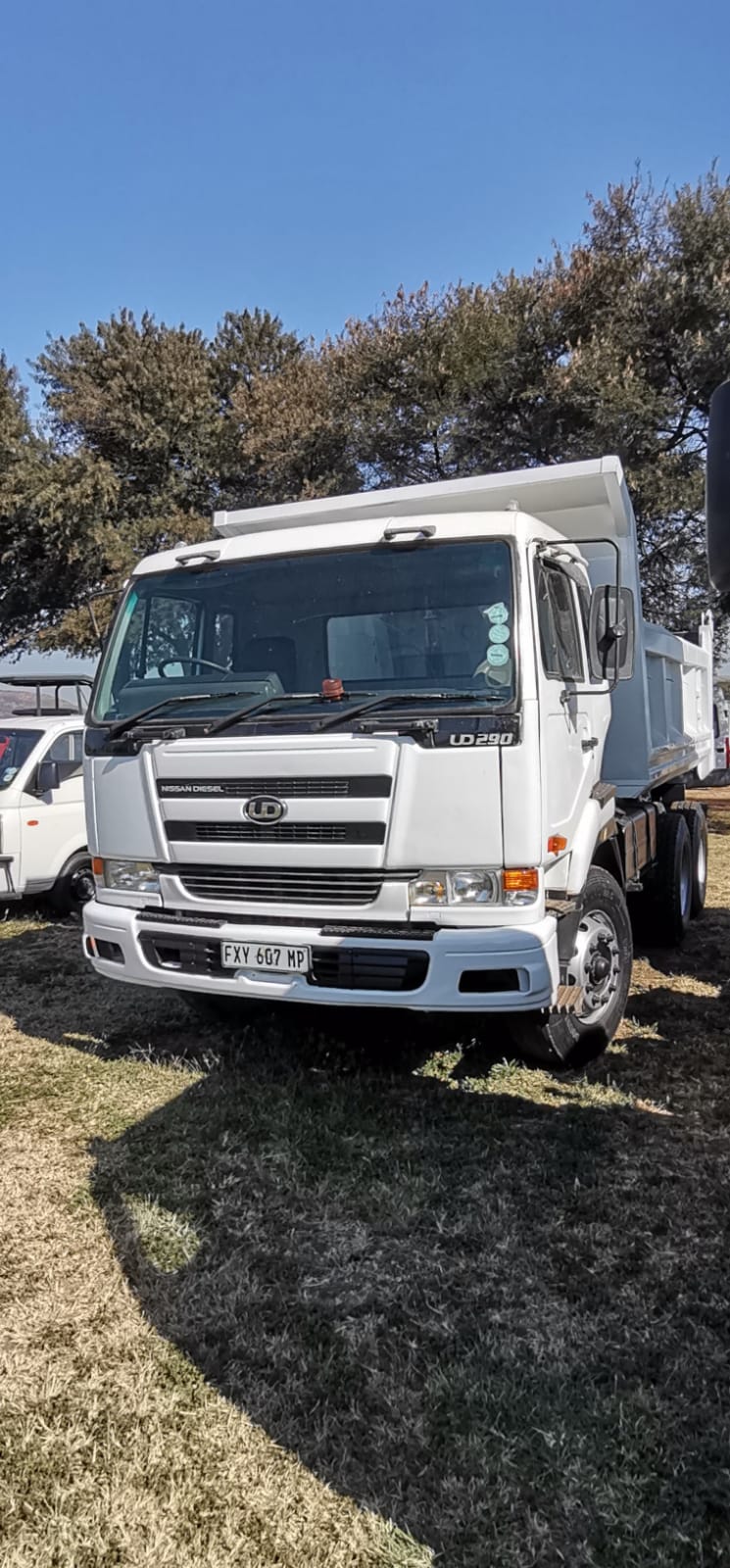NISSAN DIESEL UD290 10 CUBE TIPPER TRUCK | Junk Mail