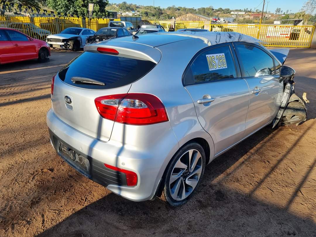 KIA RIO STRIPPING FOR SPARES | Junk Mail