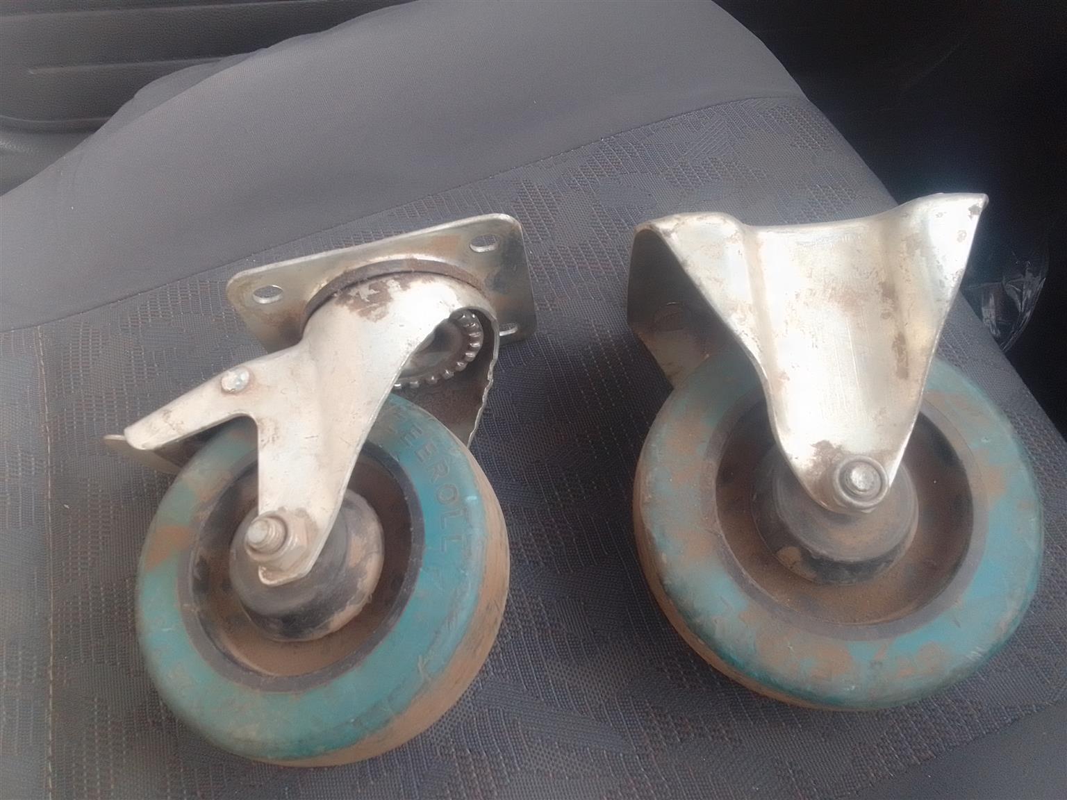 trolley/Scaffold wheels | Junk Mail Marketplace