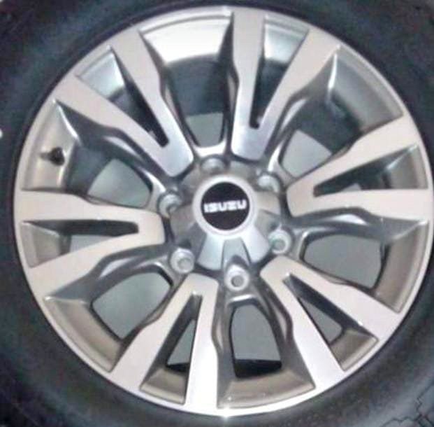 18inch Isuzu D-Max original mag to use for spate wheel | Junk Mail ...