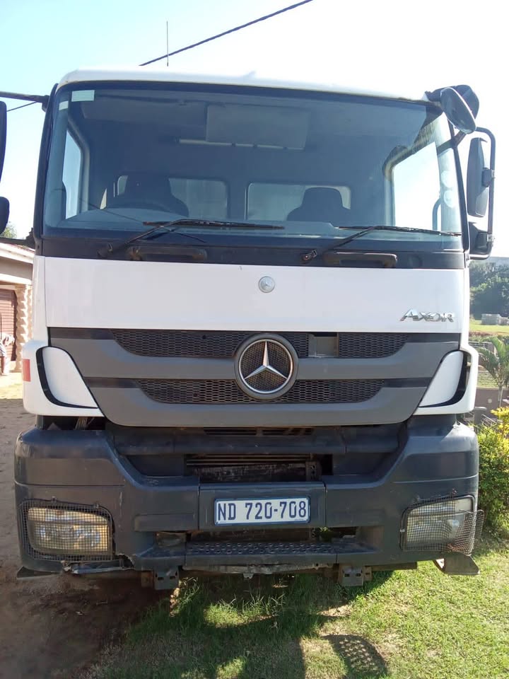 2011 Mercedes Benz Axor 3535 Twinsteer Tipper Truck – 18 Cube | Junk ...