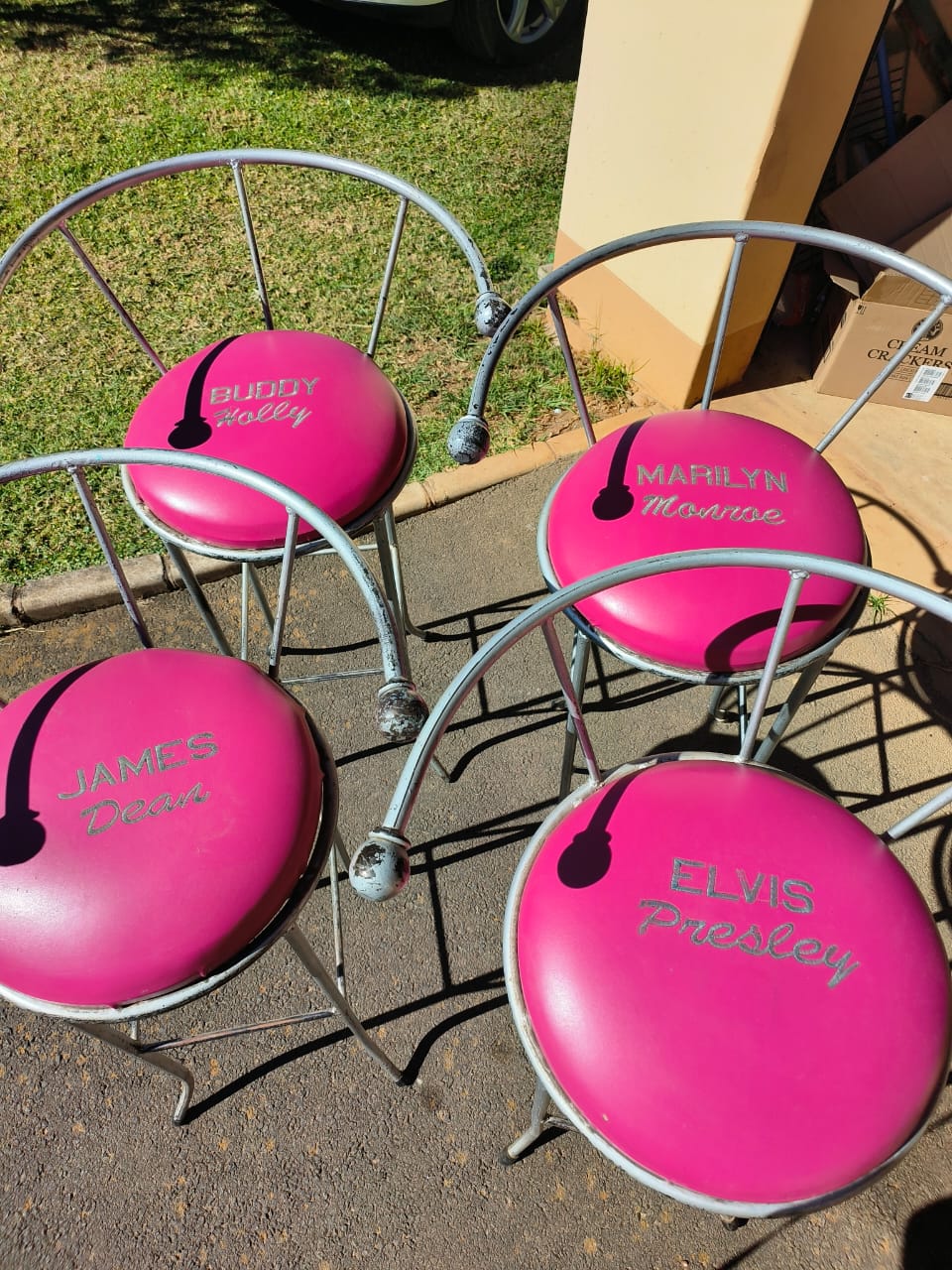 60s bar stools themed. X 4 | Junk Mail Marketplace