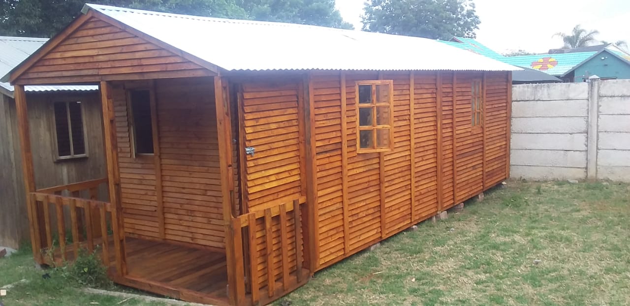 Pallet wood 3mx6m and 3mx1m verandah | Junk Mail Marketplace