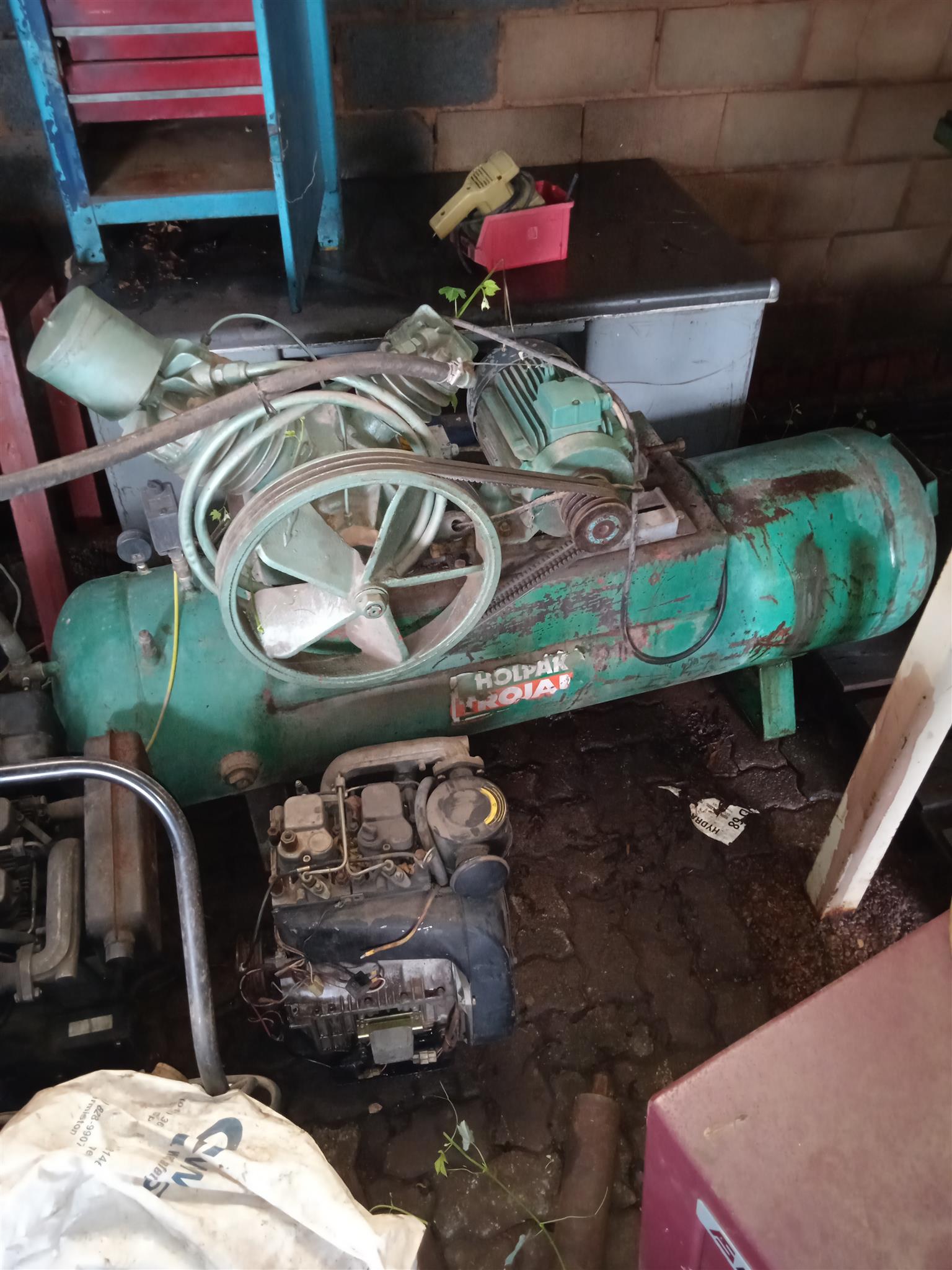 Holpak Compressor for sale | Junk Mail
