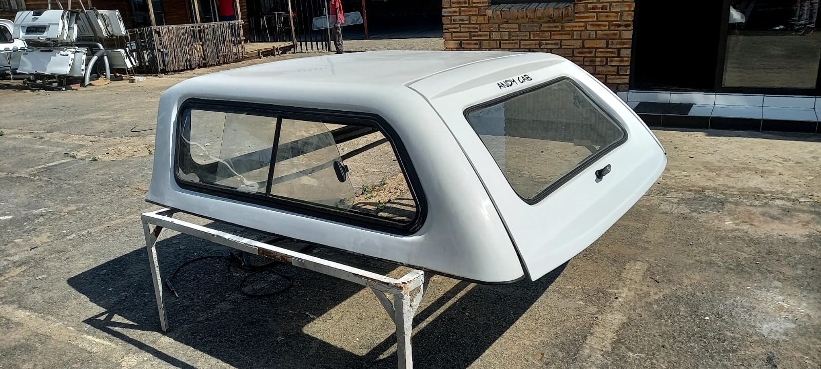 GWM P-SERIES DOUBLE CAB WITH WINDOWS ANDY CAB CANOPY | Junk Mail ...