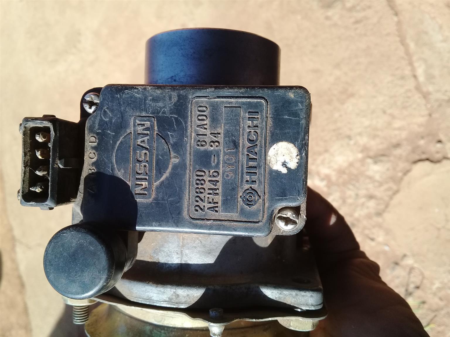 Nissan Sentra Mk2 Box shape | Junk Mail