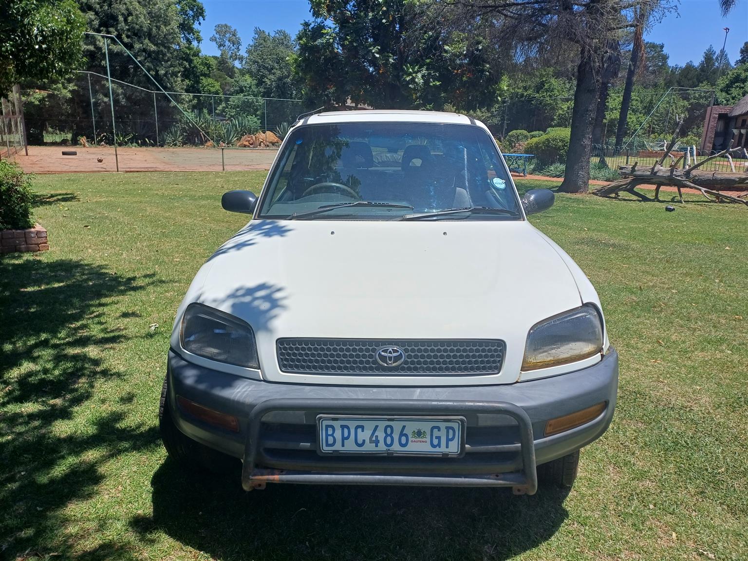 Toyota Rav 4, 3 door 1996 model | Junk Mail