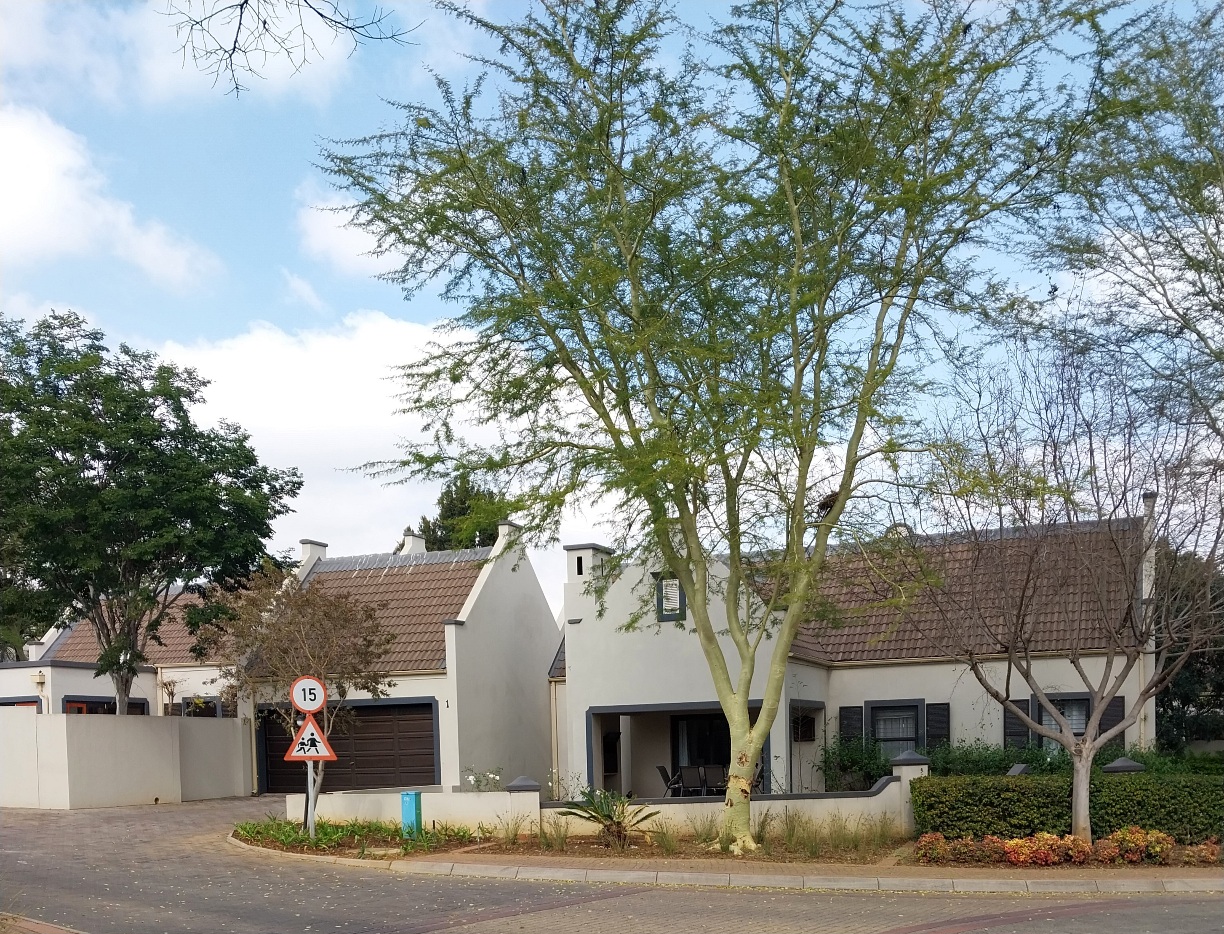 TO LET / Simplex Boardwalk Meander Estate / Vineyard Village | Junk ...