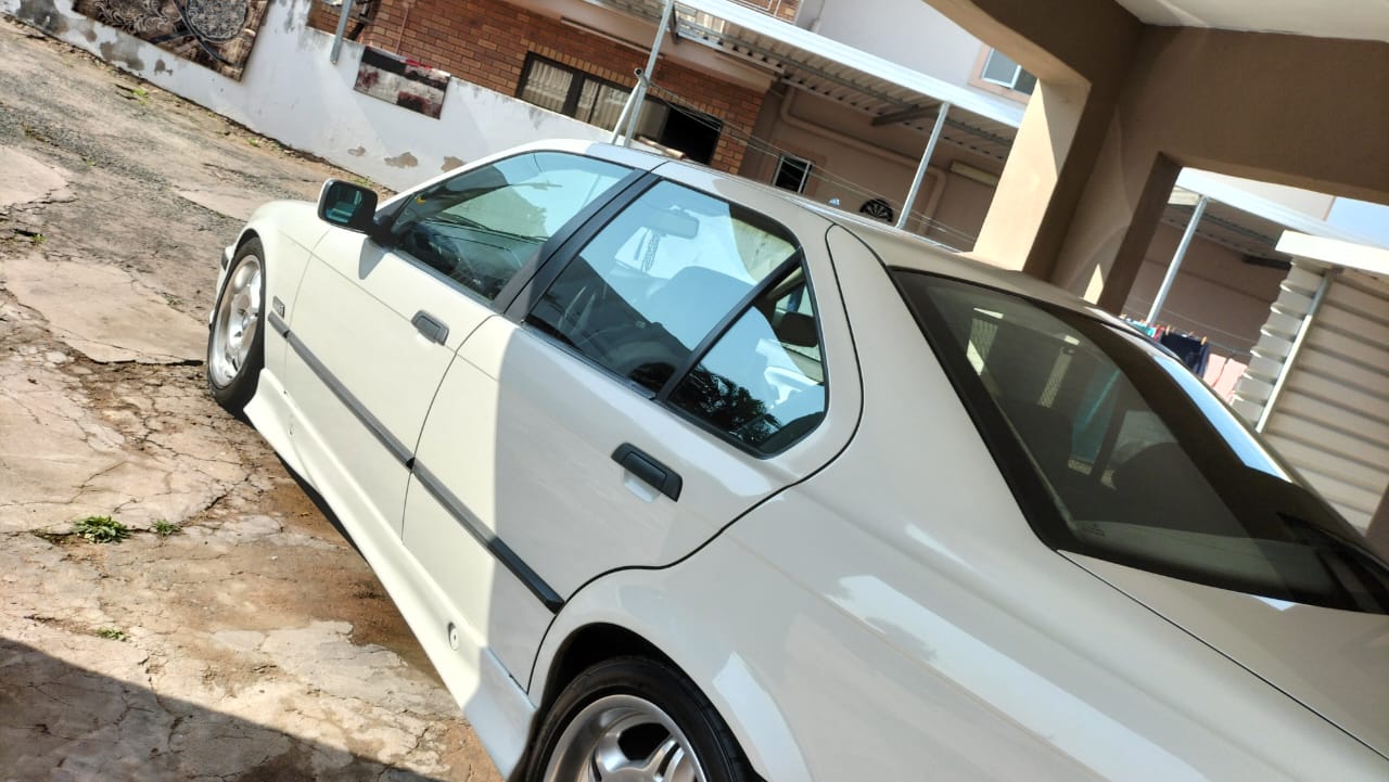 Bmw E36 328i | Junk Mail