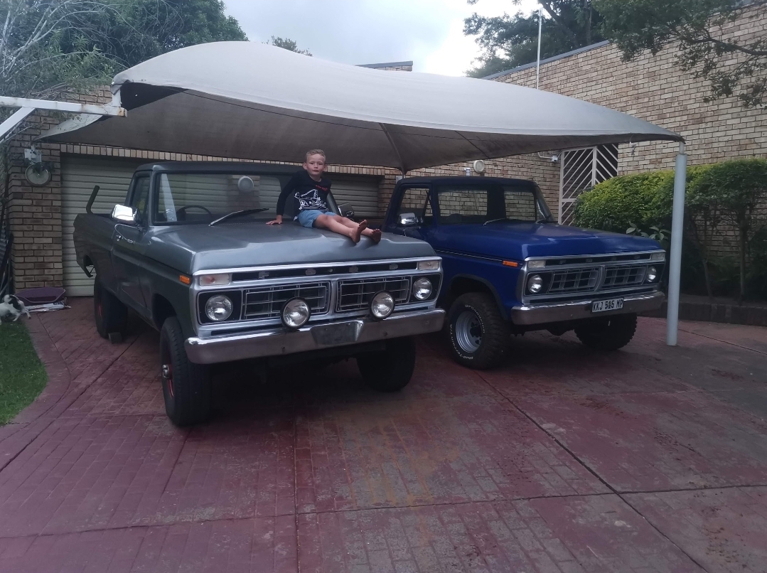 2 Ford f250 bakkies for sale, licensed | Junk Mail Marketplace