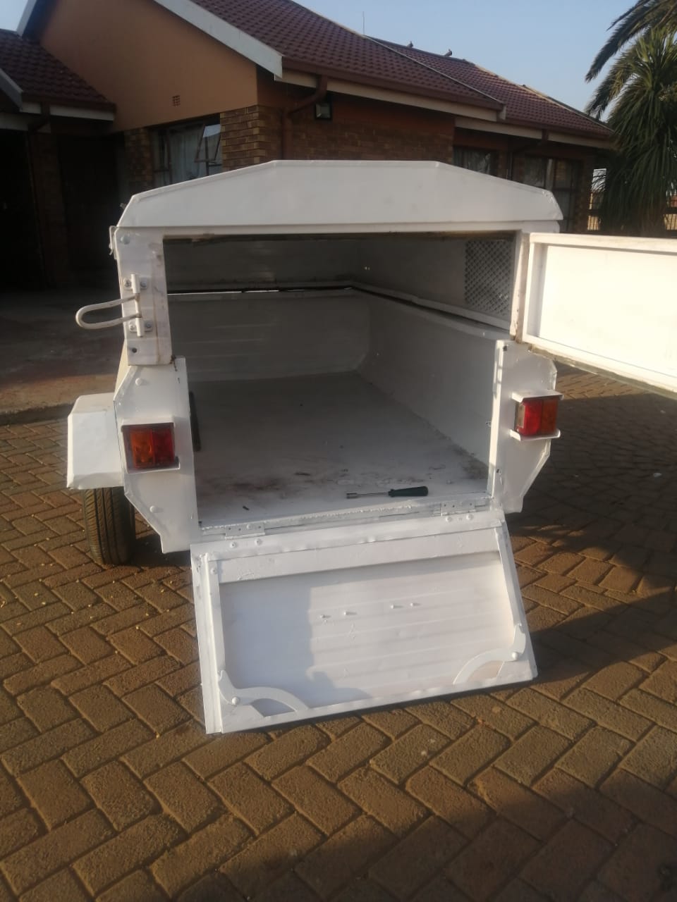 Camp Master Trailer. Excellent condition. | Junk Mail Marketplace