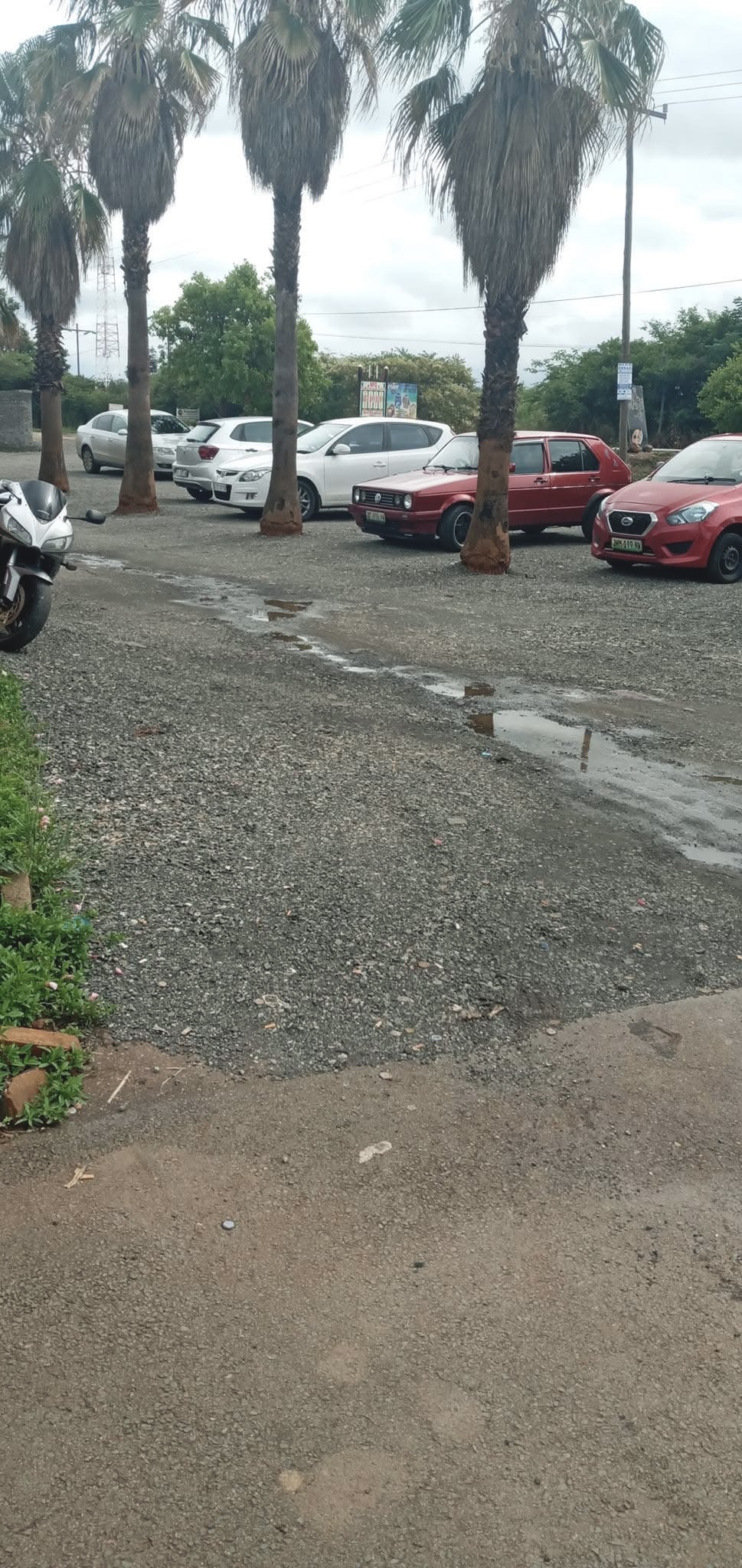 Shop Space To Rent / Let Near N4 Highway | Junk Mail Marketplace