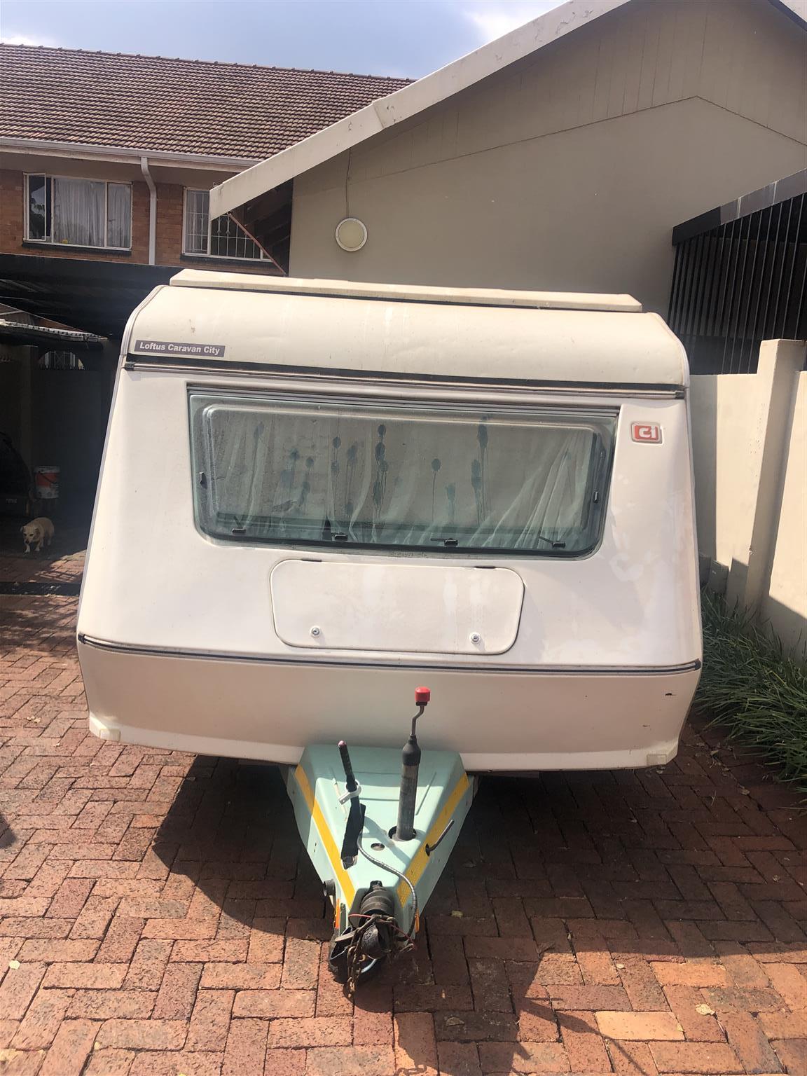 Caravan Caravette 5 + Tent and accessories | Junk Mail Marketplace