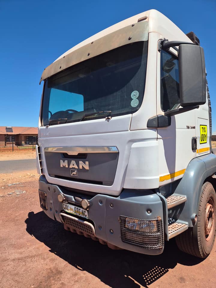 LAST CHANCE OFFER! 2014 Man Tgs 26 440 Double Axpe Truck - Fix and Put ...