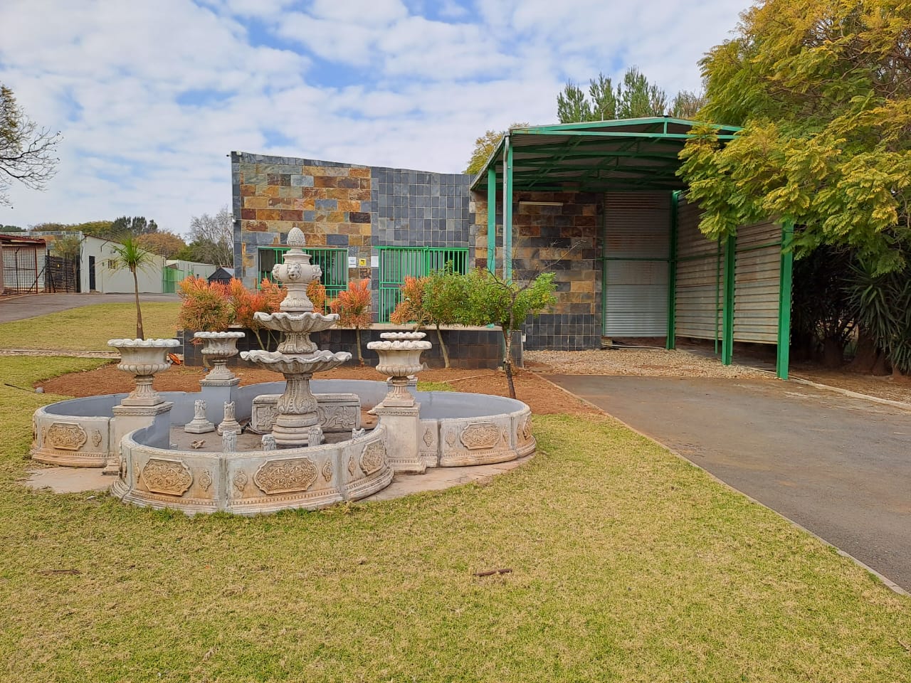 Office space +workshop +storage in Mnandi Centurion | Junk Mail Marketplace