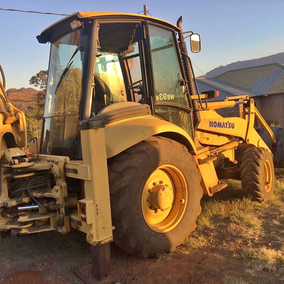 Komatsu WR93 Tlb | Junk Mail Marketplace