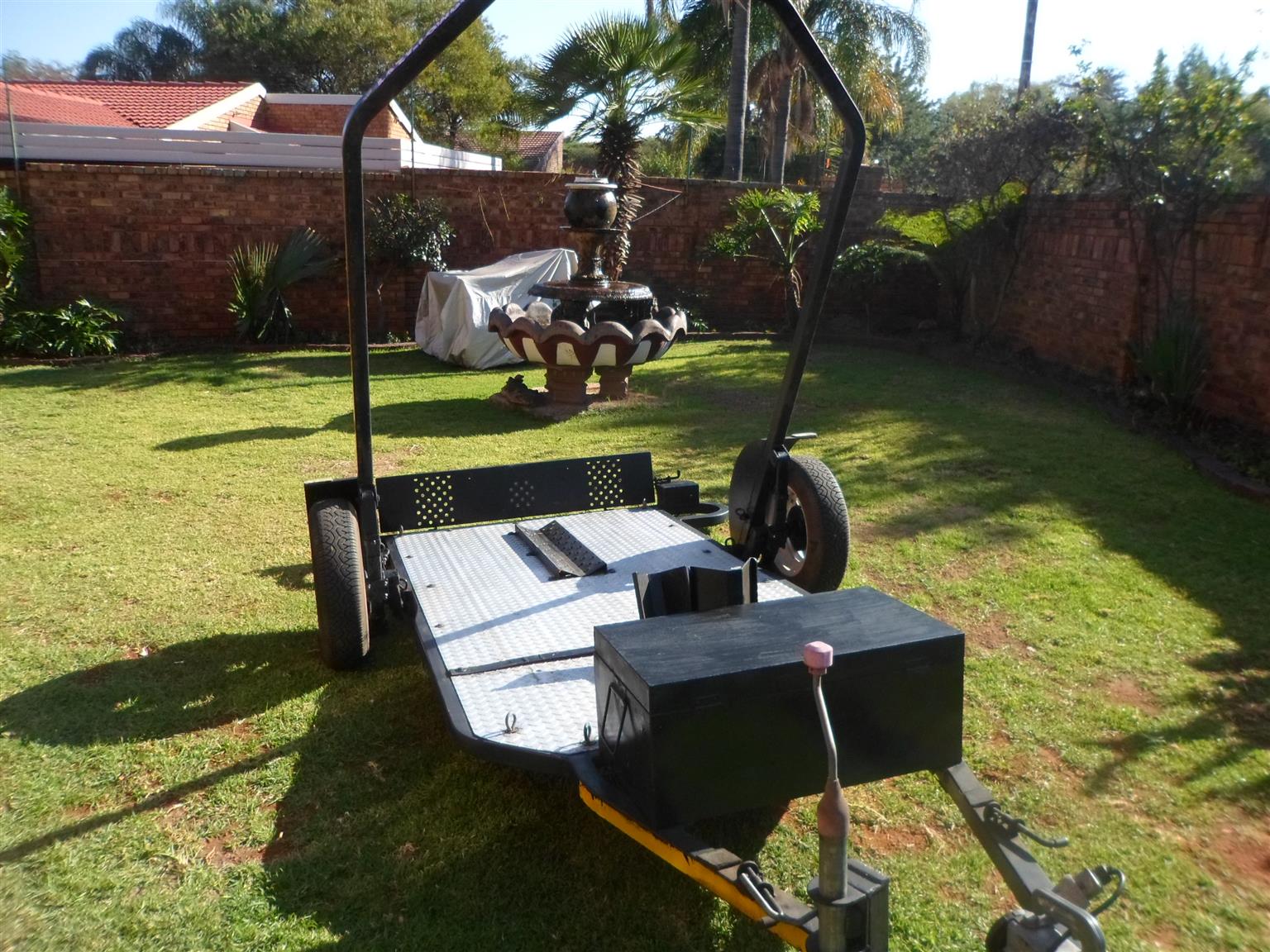 2008 Lazy Lowder Bike Trailer. | Junk Mail