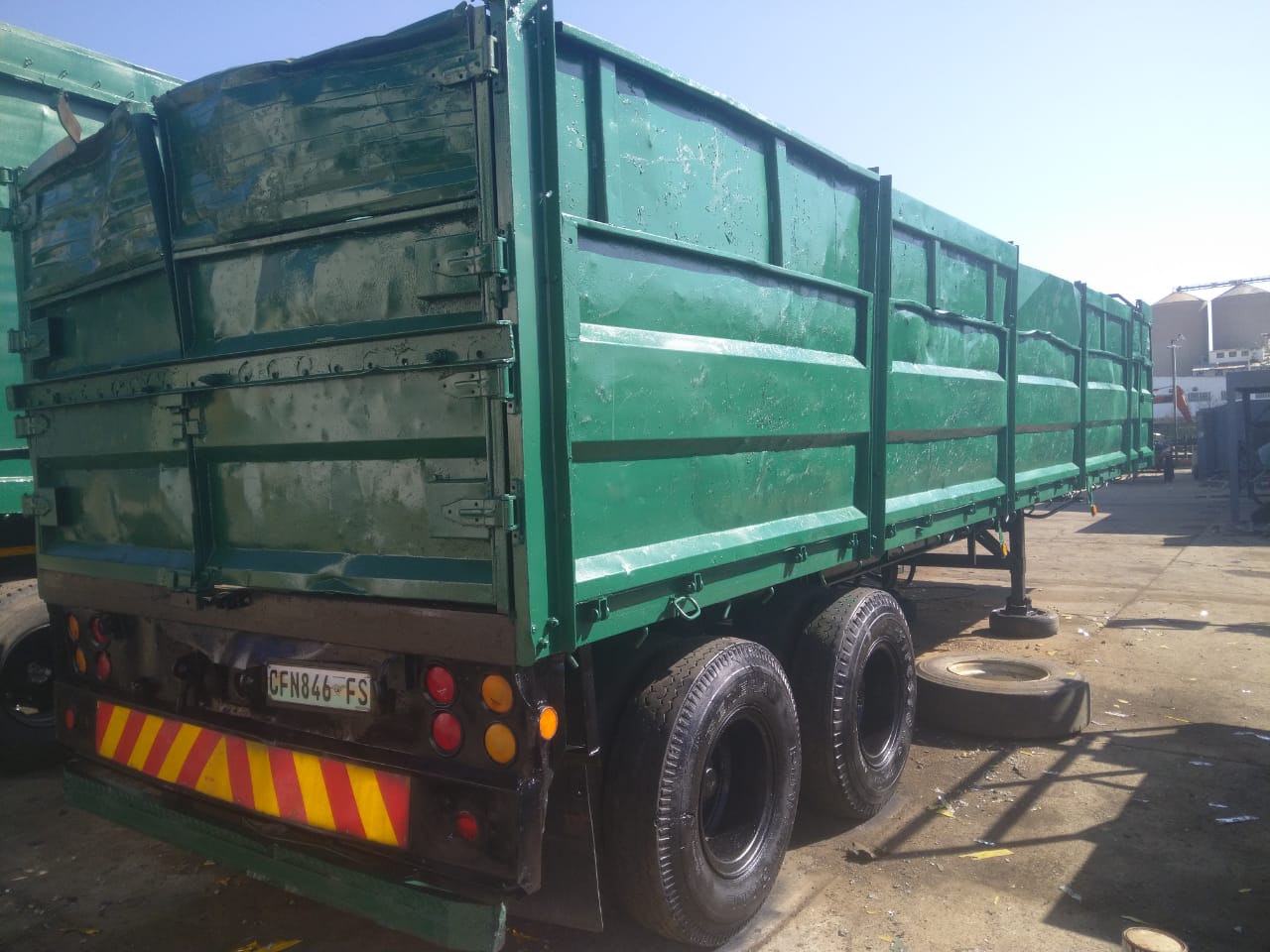 Henred 2 Axle Trailer | Junk Mail