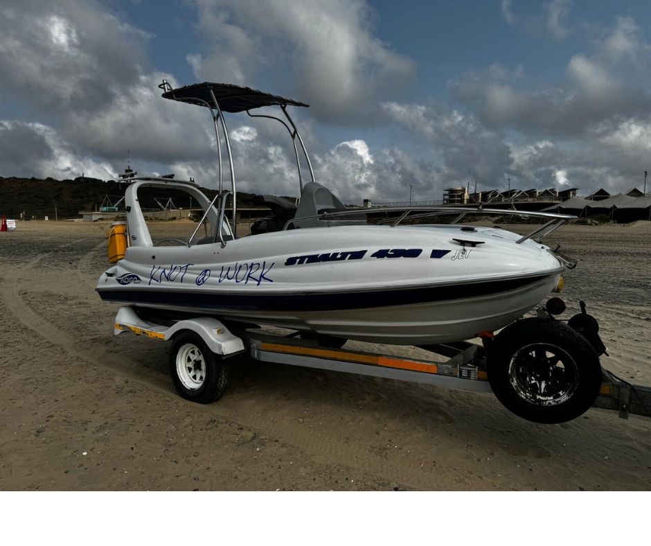 Stealth 430V Jet equipped with Yamaha Waverunner engine. | Junk Mail ...
