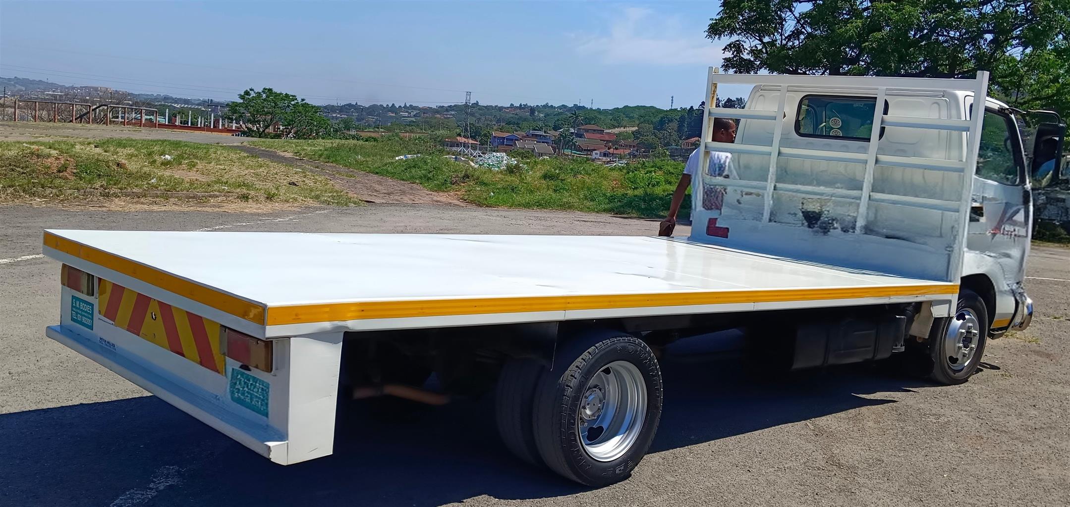 2014 Toyota Dyna 4093 driving school spec..6m | Junk Mail Marketplace