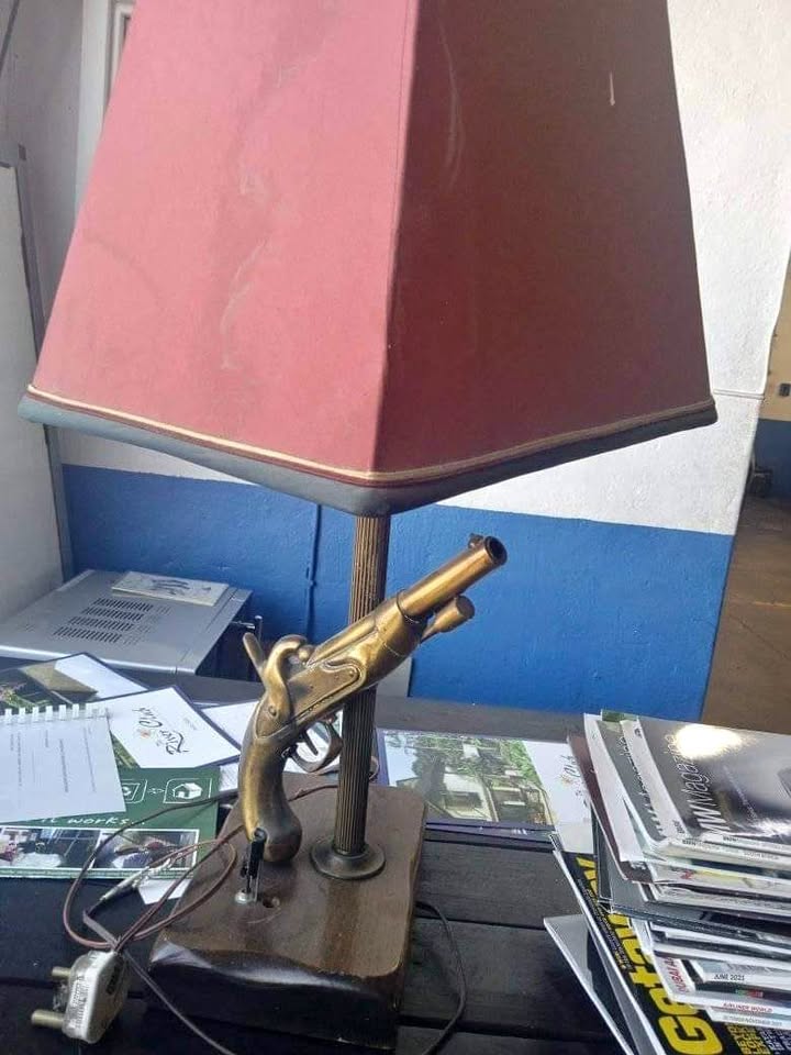 Bedroom lamp | Junk Mail Marketplace