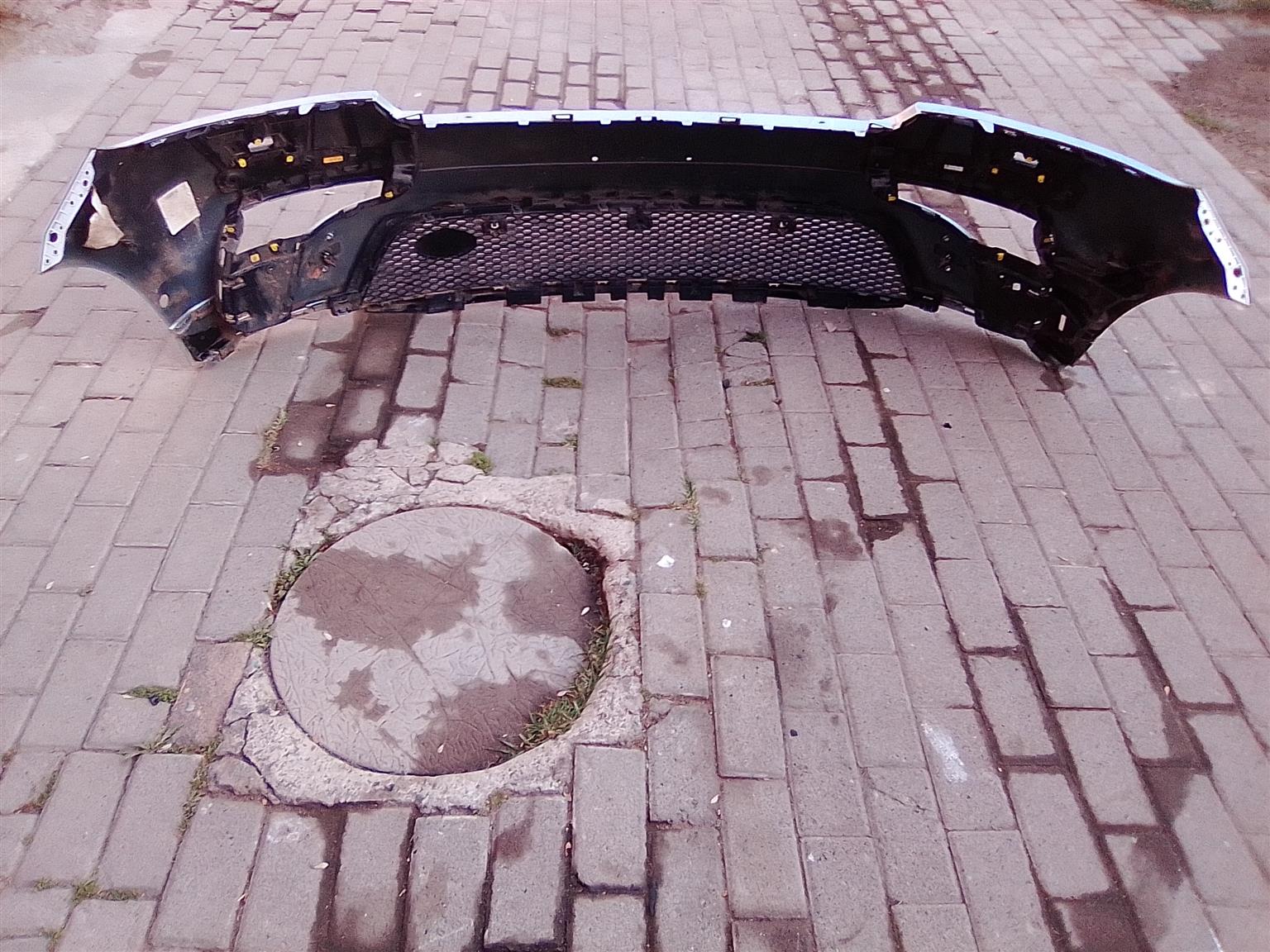 2022 RANGE ROVER VELAR D200 R-DYNAMIC FRONT BUMPER AND LOWER GRILL FOR ...