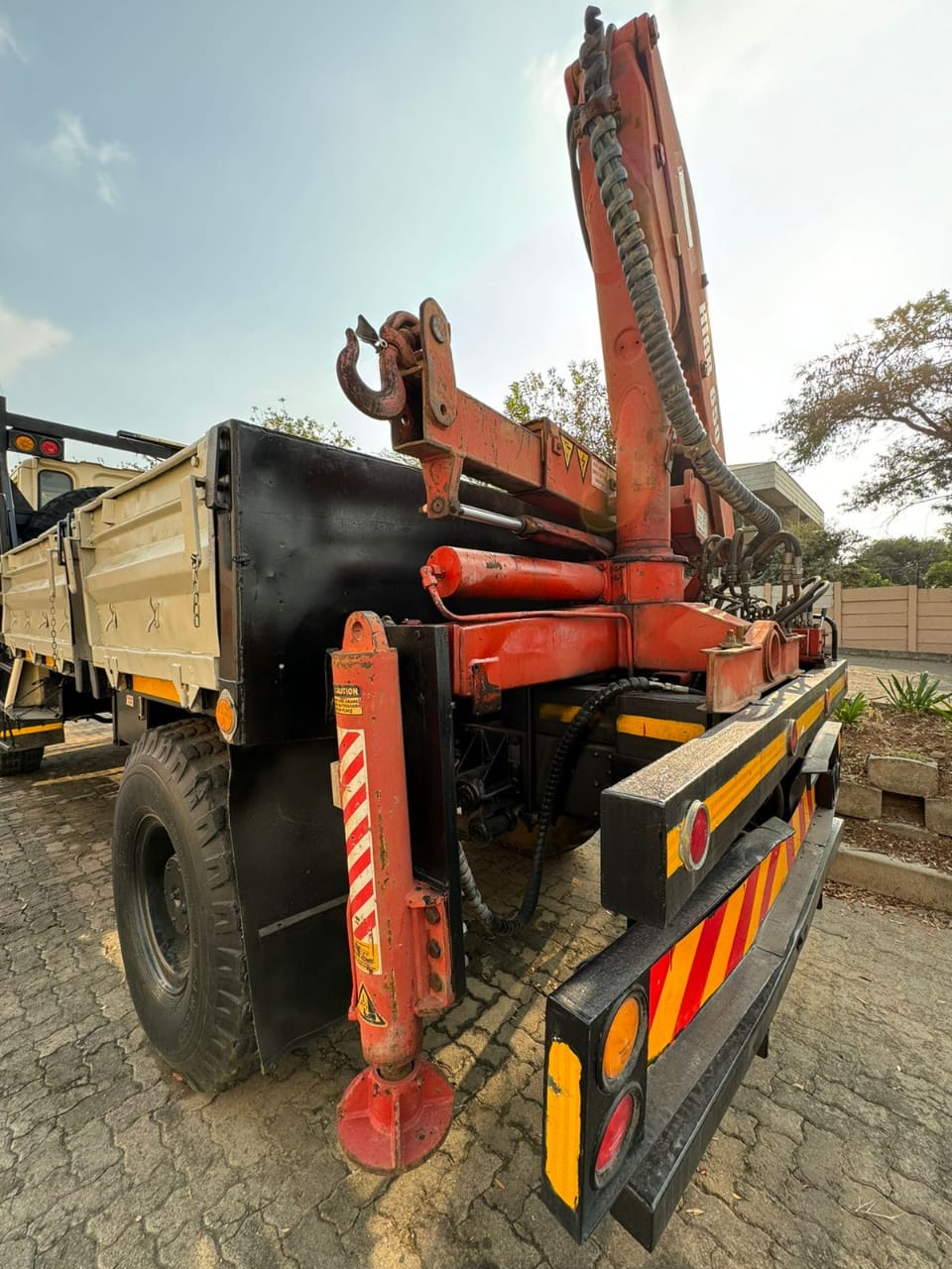 Samil 50 1988 Full working condition 4x4 drive train Crane has a few ...