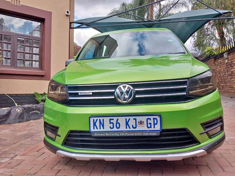 2017 VOLKSWAGEN CADDY 2.0 TDI ALL TRACK 97 000KM GREEN COLOUR AUTOMATIC DIESEL | Junk Mail ...