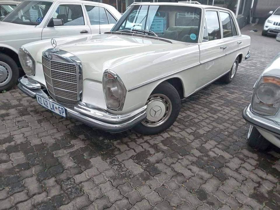 Mercedes Benz 280S original interior | Junk Mail Marketplace