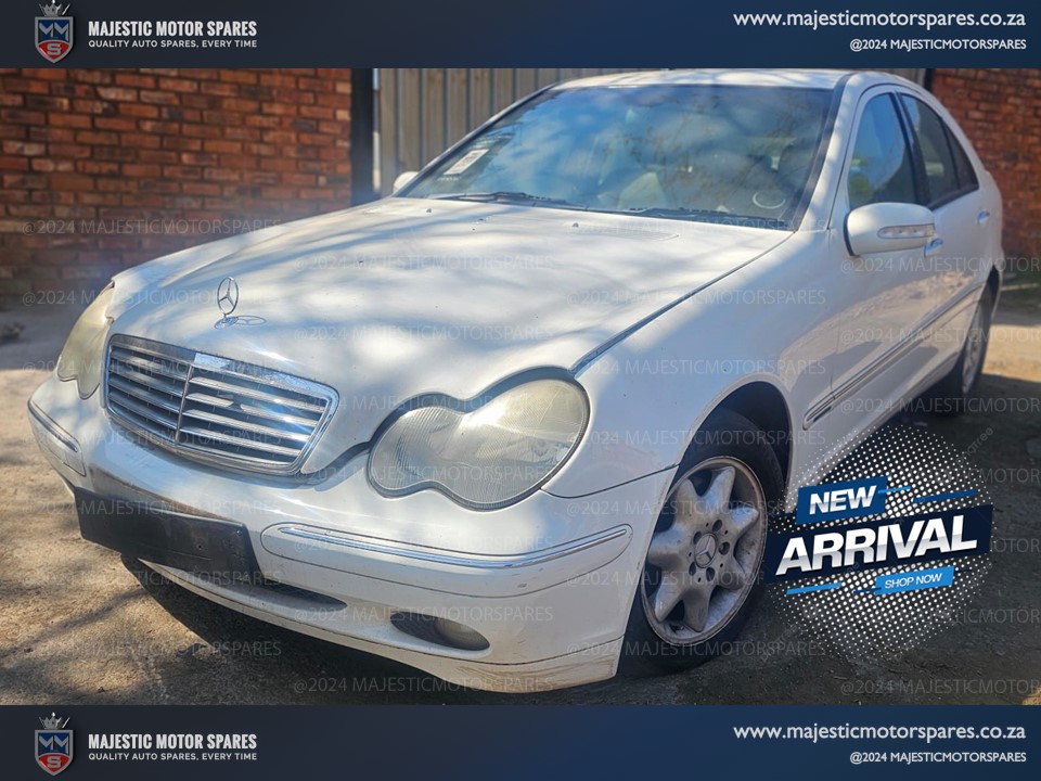 2002 Mercedes-Benz C200 Kompressor W203 M111 (Automatic) Stripping for ...