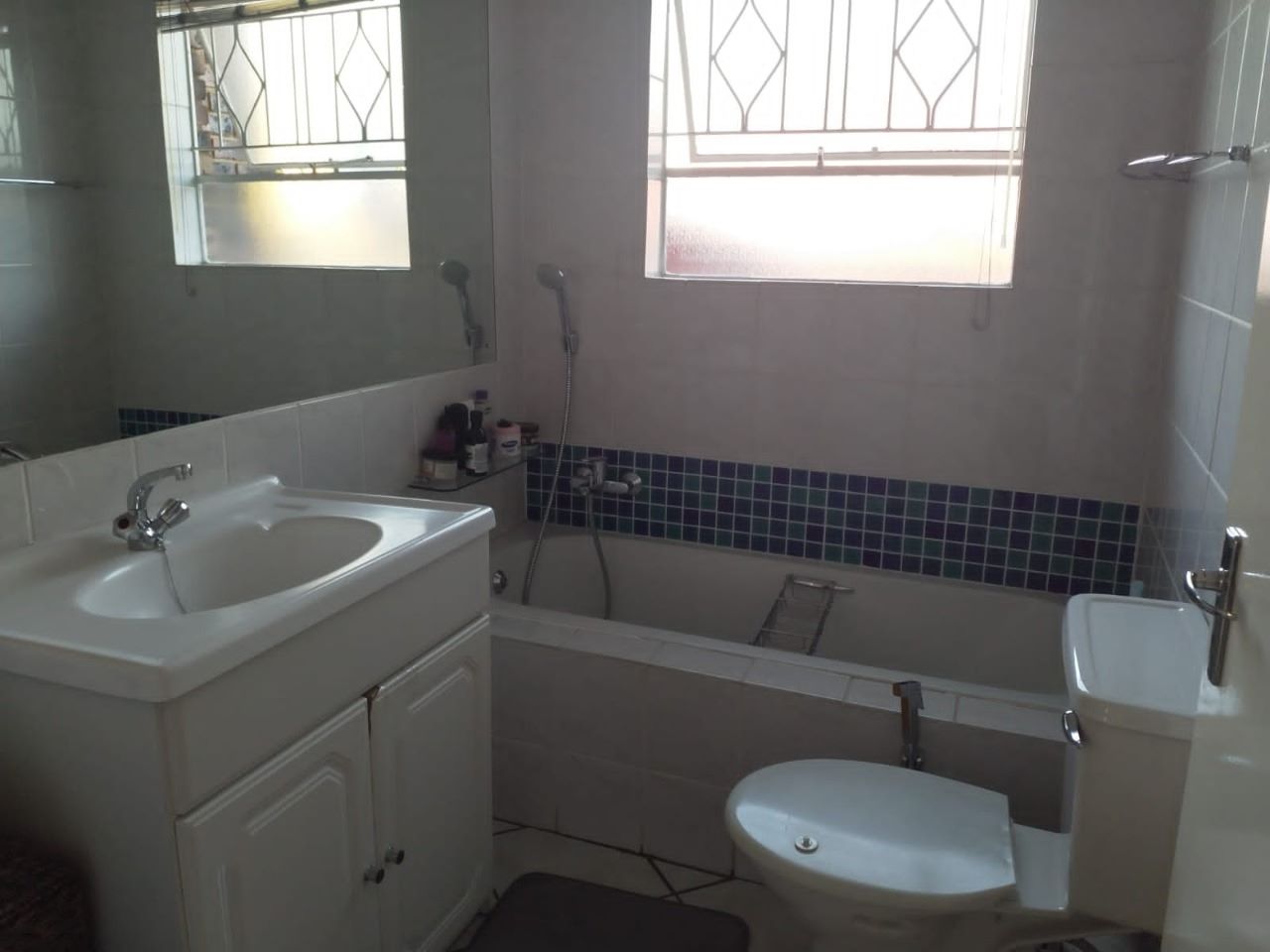 HOUSE FOR SALE IN VILLA ROMA COMPLEX - KELVIN. MIDRAND | Junk Mail