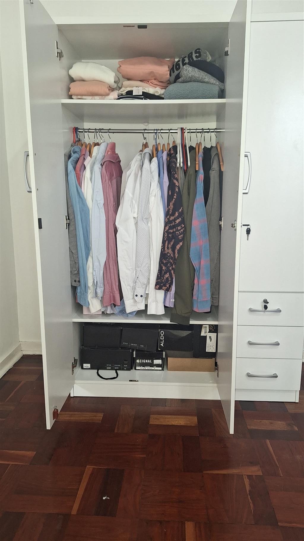 Wardrobe For Sale | Junk Mail Marketplace
