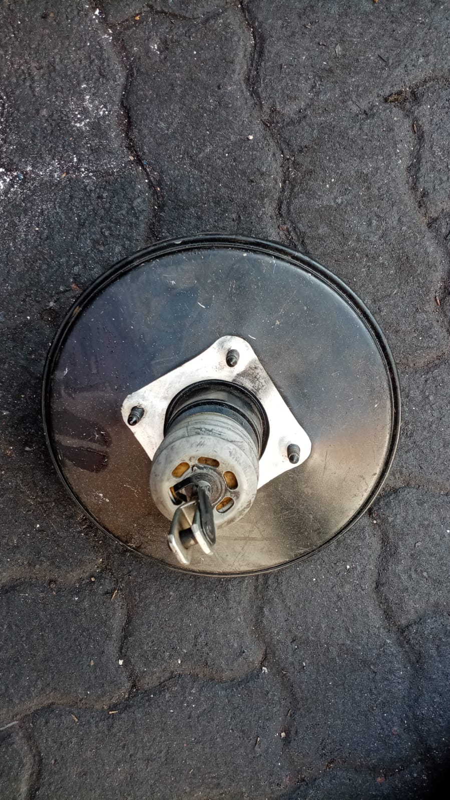 Nissan np200 brake booster | Junk Mail