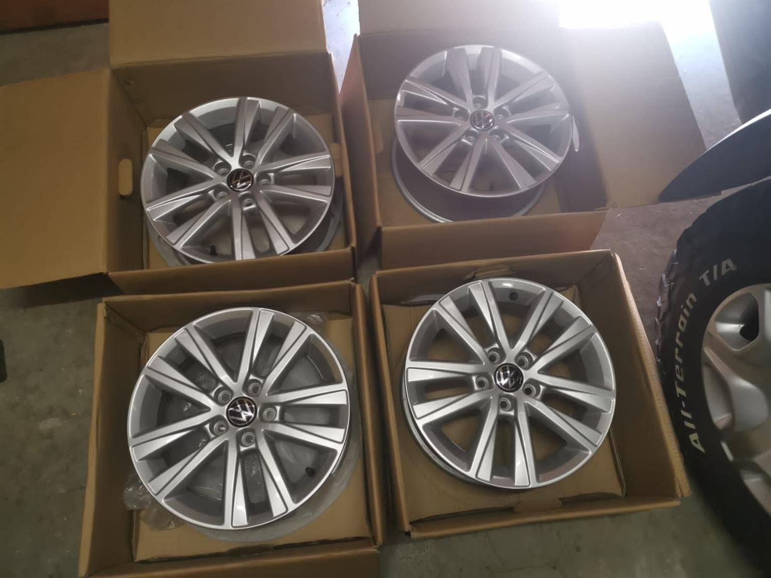 15inch VW POLO Vivo/TSi original new mags set | Junk Mail Marketplace