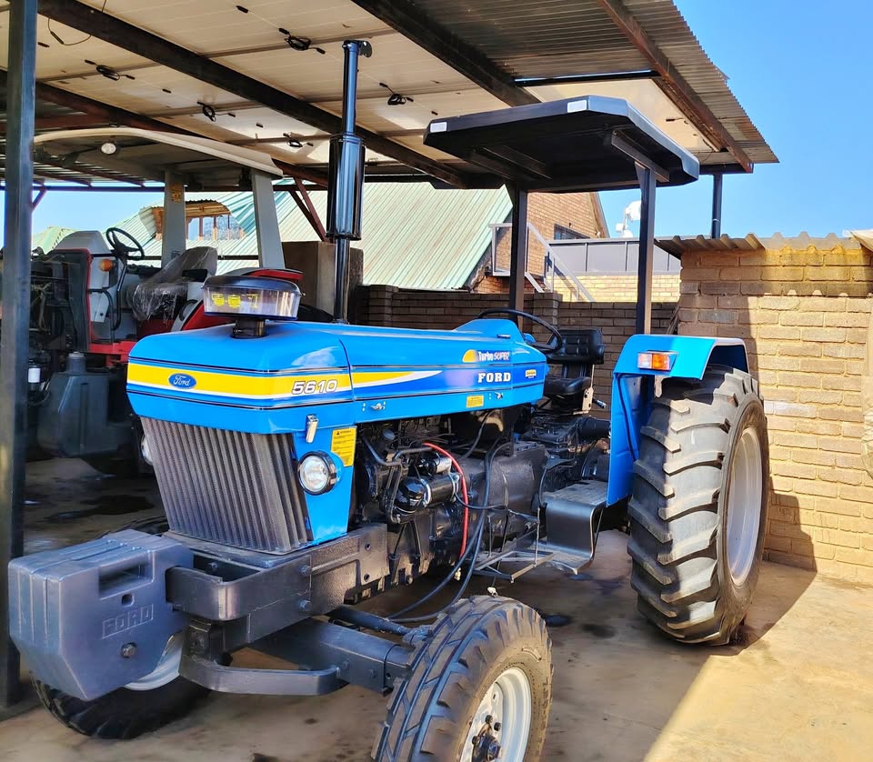 1993 FORD 5610 TRACTOR 4x2 FOR SALE | Junk Mail Marketplace