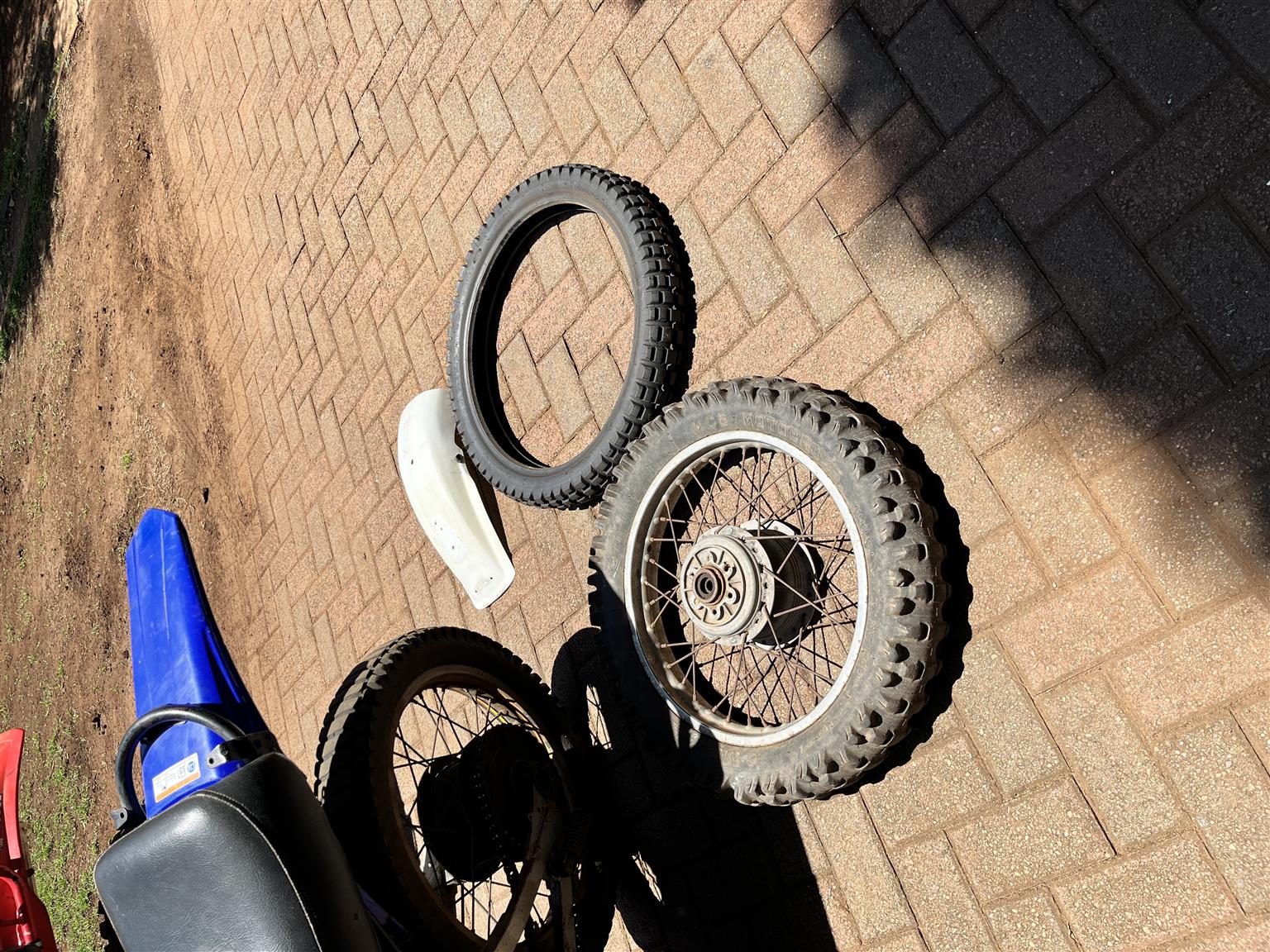 1983 HONDA XR500 and YAMAHA XT550 | Junk Mail Marketplace